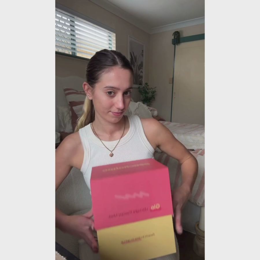 Peachaboo Glo LED Light Therapy Mask | Dr. Pen Australia